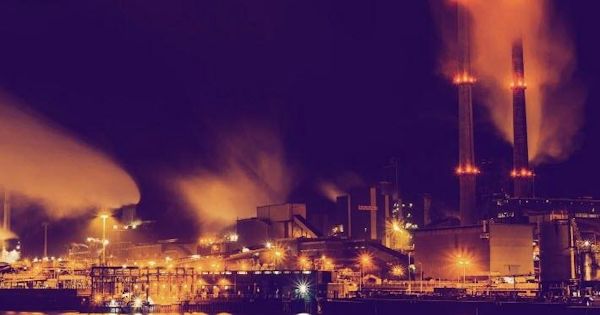 Trois centrales électriques iraniennes se lancent dans le Trois centrales électriques iraniennes se lancent dans le